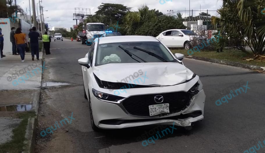 Choque por alcance en la av. José Vasconcelos – EstamosAquí MX