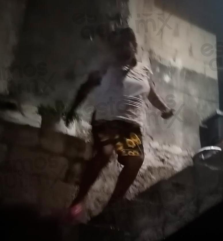 Descalabrado al caer de un segundo piso - EstamosAquí MX